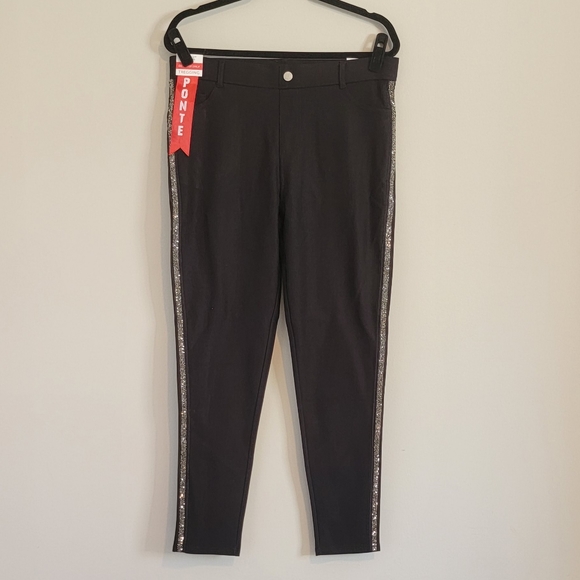 Maze Collection | Pants & Jumpsuits | Maze Levanta Cola Skinny Pants ...